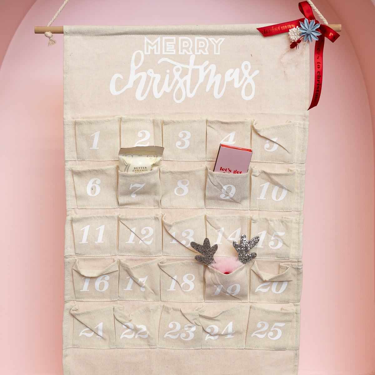 Merry Magical Christmas Advent Calendar | DIY Fabric Advent Calendar ...