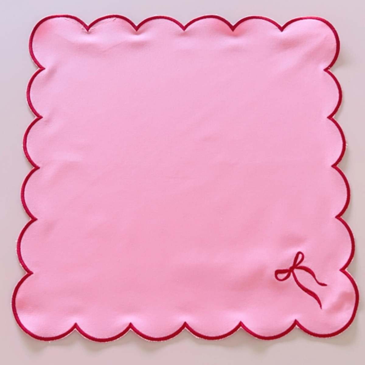 Bow Embroidered Napkin Set (6) – ohitsperfect